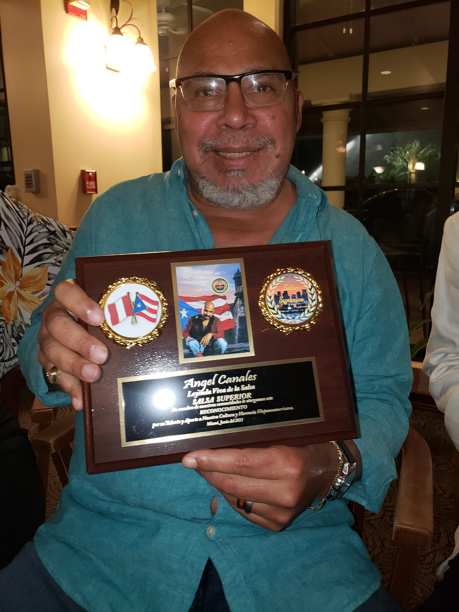 Angel Canales… Salsa Superior